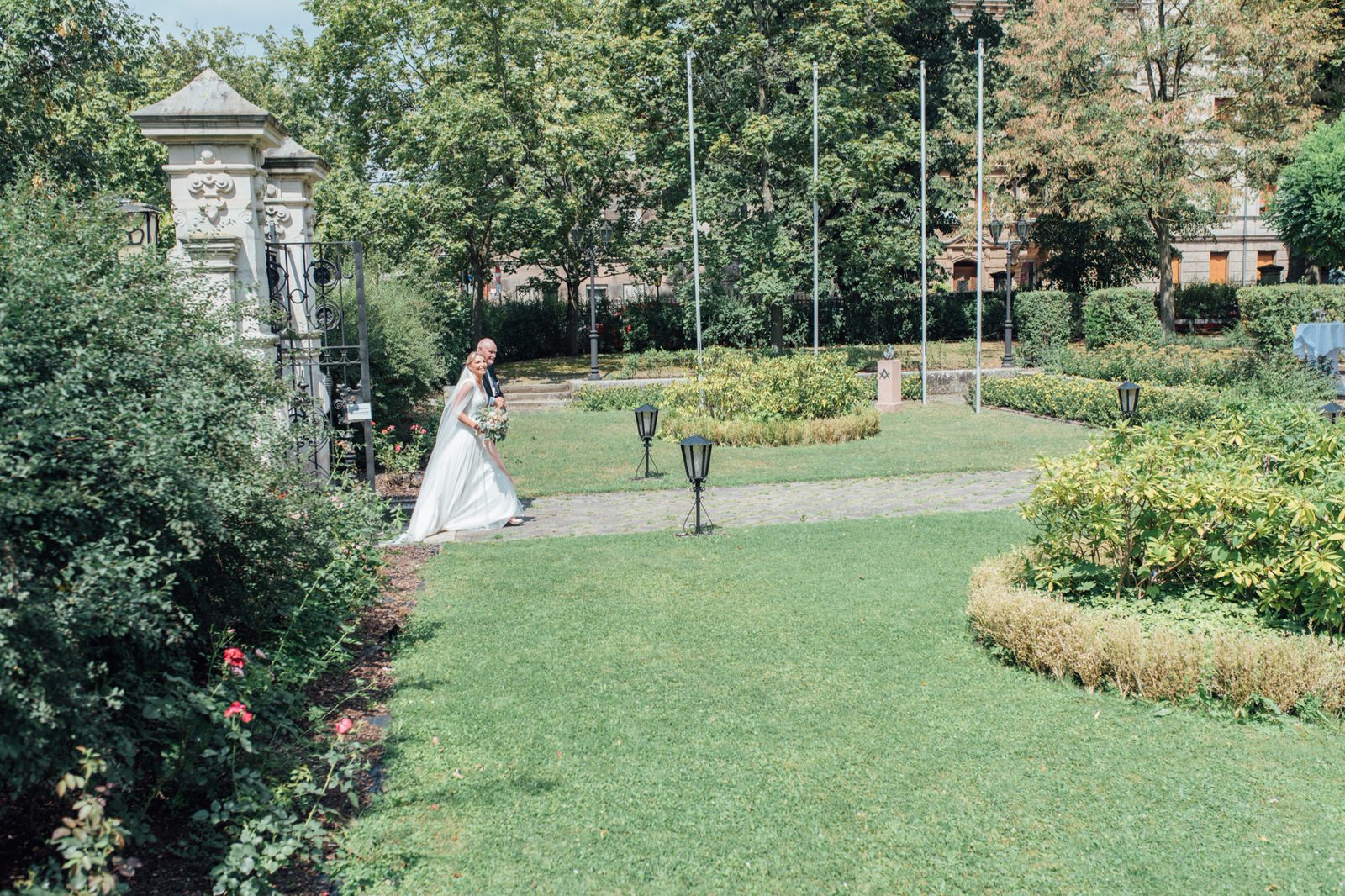 Saskia & Simon // Classy Hochzeit im Logenhaus Fürth ~ Leonie Cappello