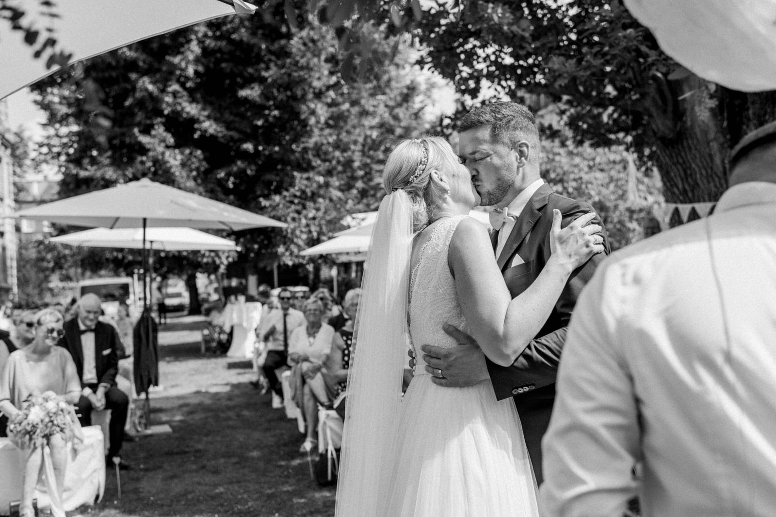 Saskia & Simon // Classy Hochzeit im Logenhaus Fürth ~ Leonie Cappello