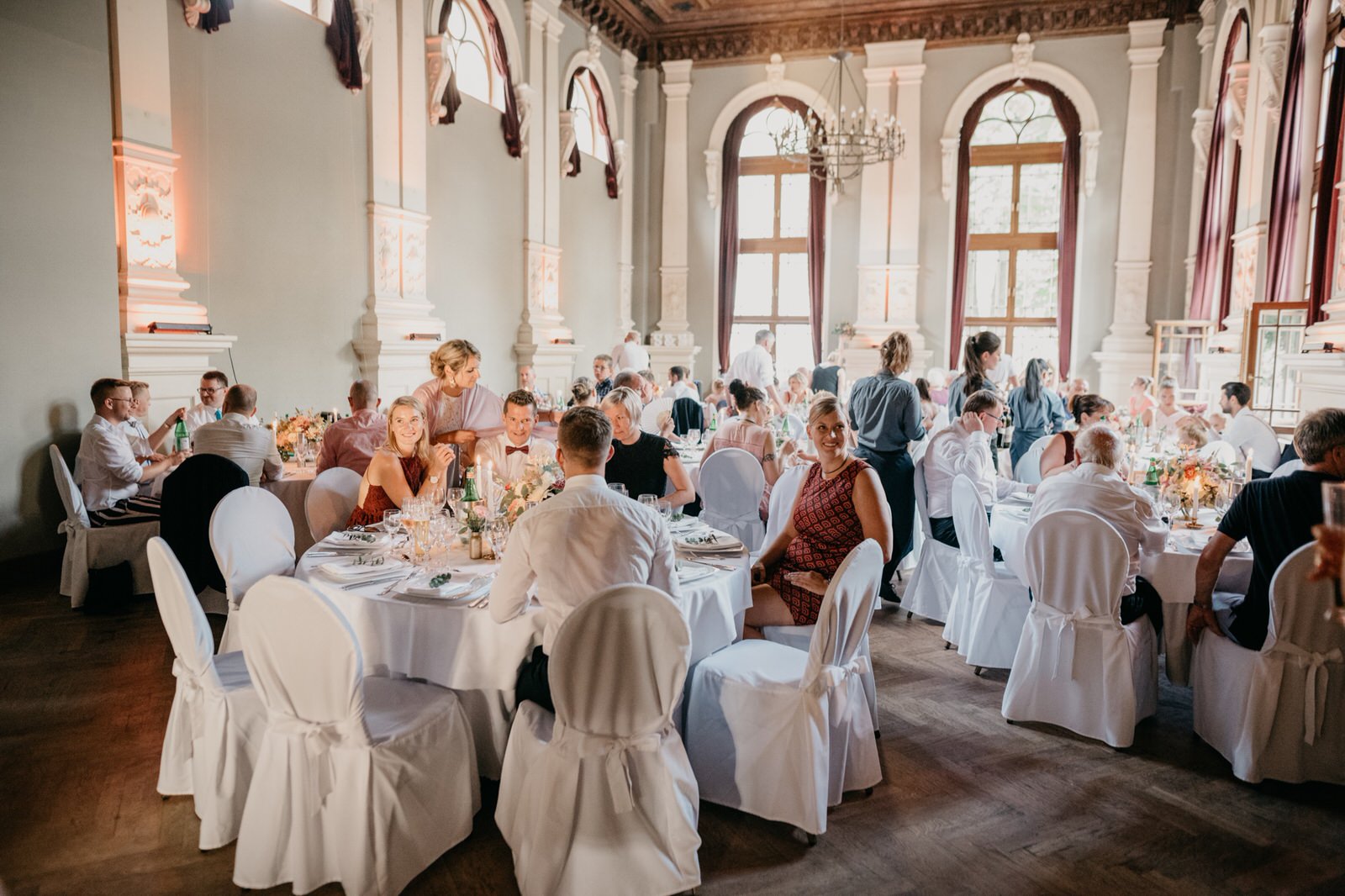 Saskia & Simon // Classy Hochzeit im Logenhaus Fürth ~ Leonie Cappello