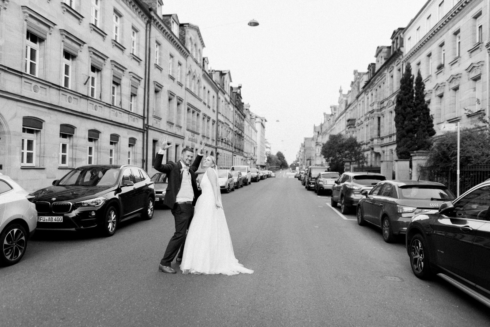 Saskia & Simon // Classy Hochzeit im Logenhaus Fürth ~ Leonie Cappello